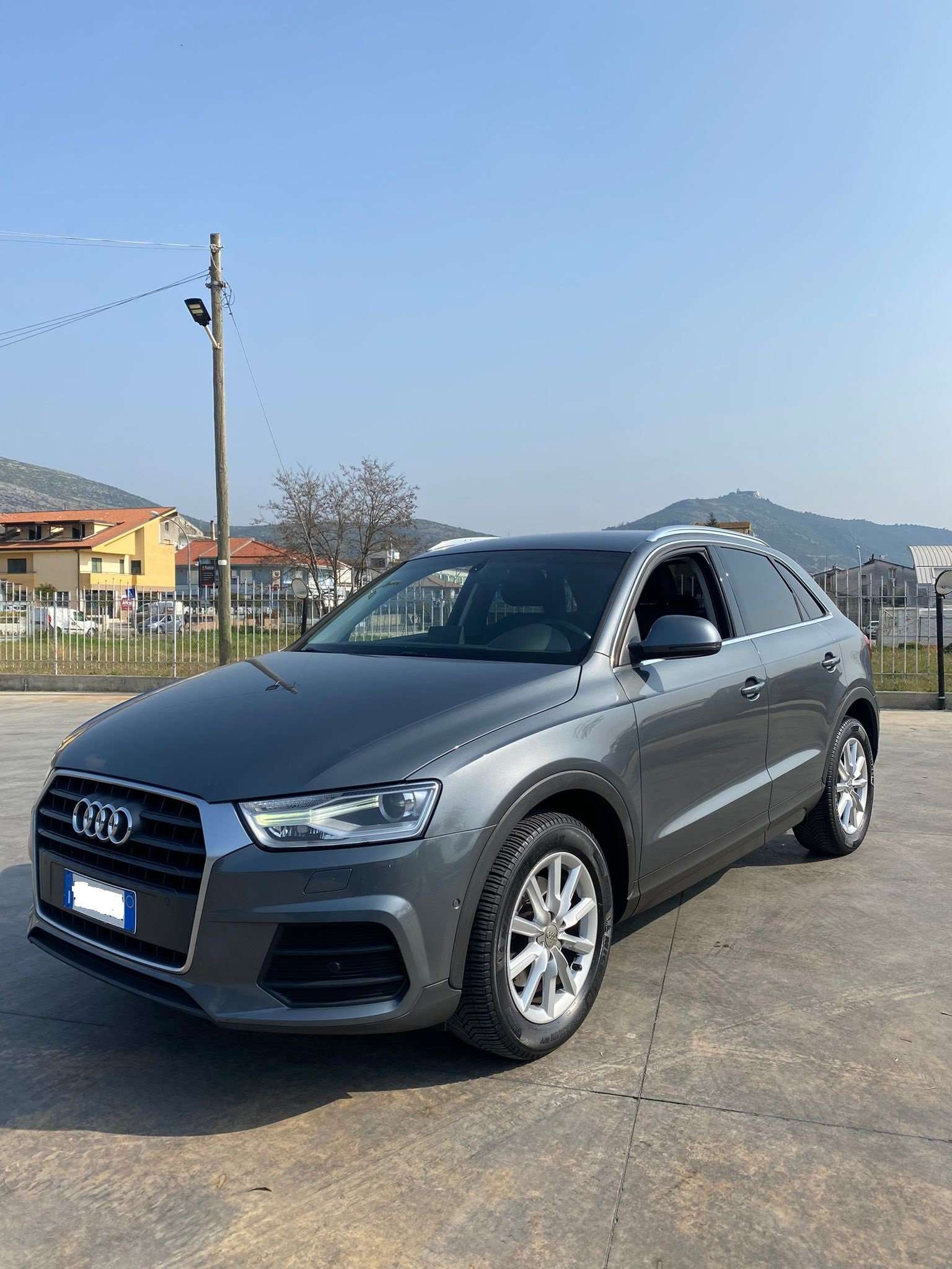 Audi Q32.0 tdi Business 150cv s-tronic