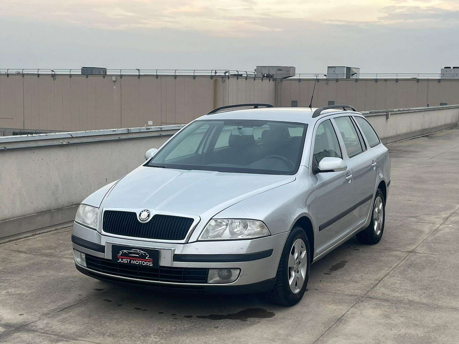 Skoda Octavia1.6 Wagon Ambiente GPLine