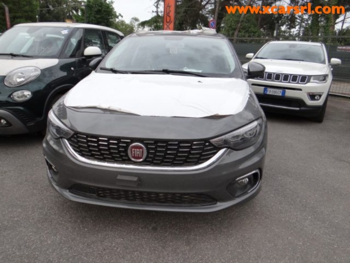 FIAT Tipo (2015-->) Tipo 1.6 Mjt S&S 5 porte Lounge