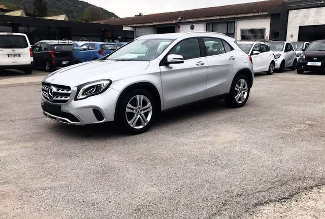 Mercedes-Benz GLA 180122CV 7G-TRONIC AUTO SPORT - LED NAV CARPLAY PELLE