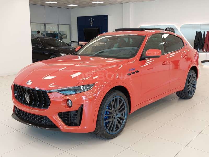 Maserati Levante3.0 v6 s gransport 430cv auto F TRIBUTO