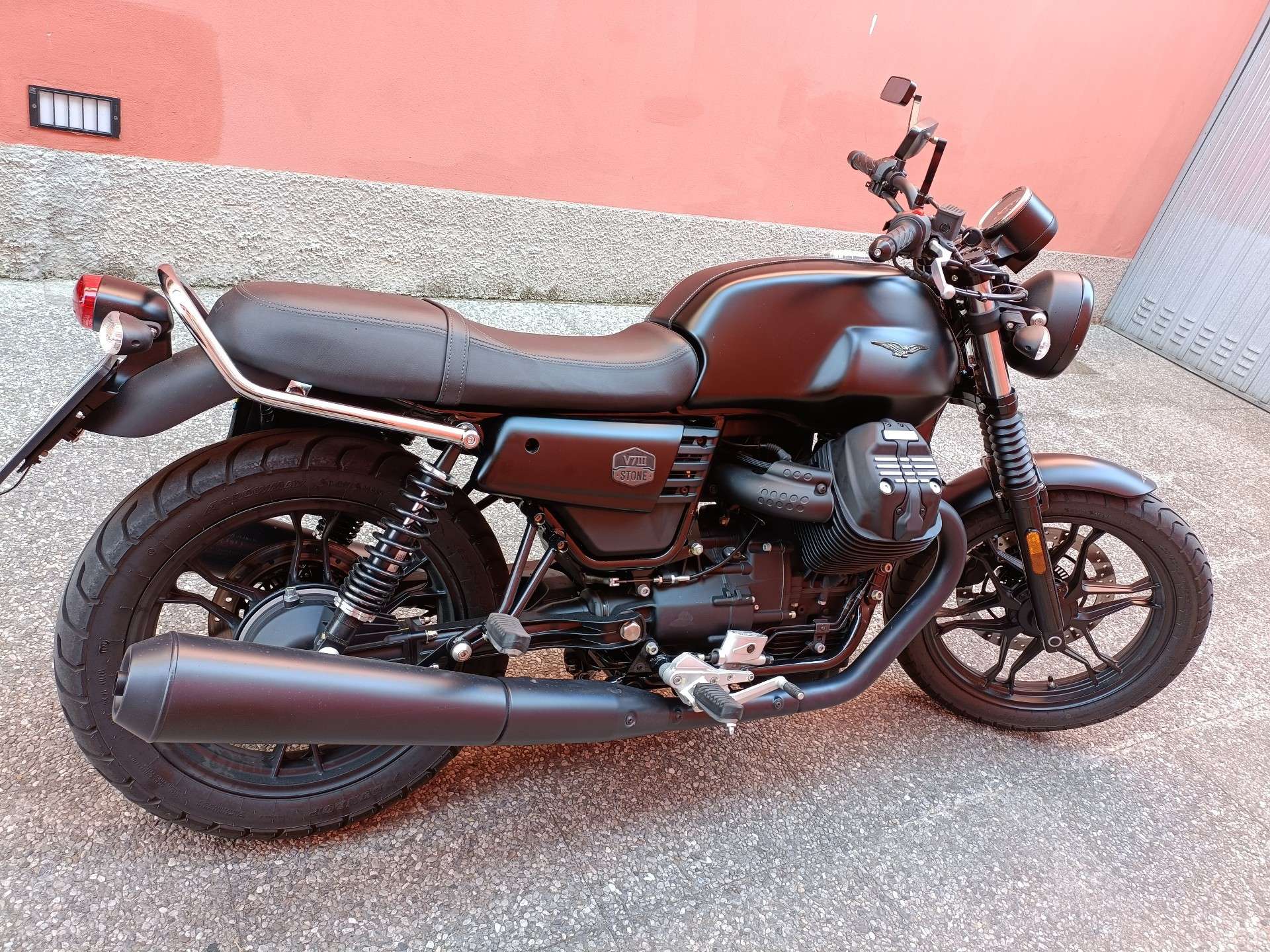 Moto Guzzi V 7V7 III Stone Nera