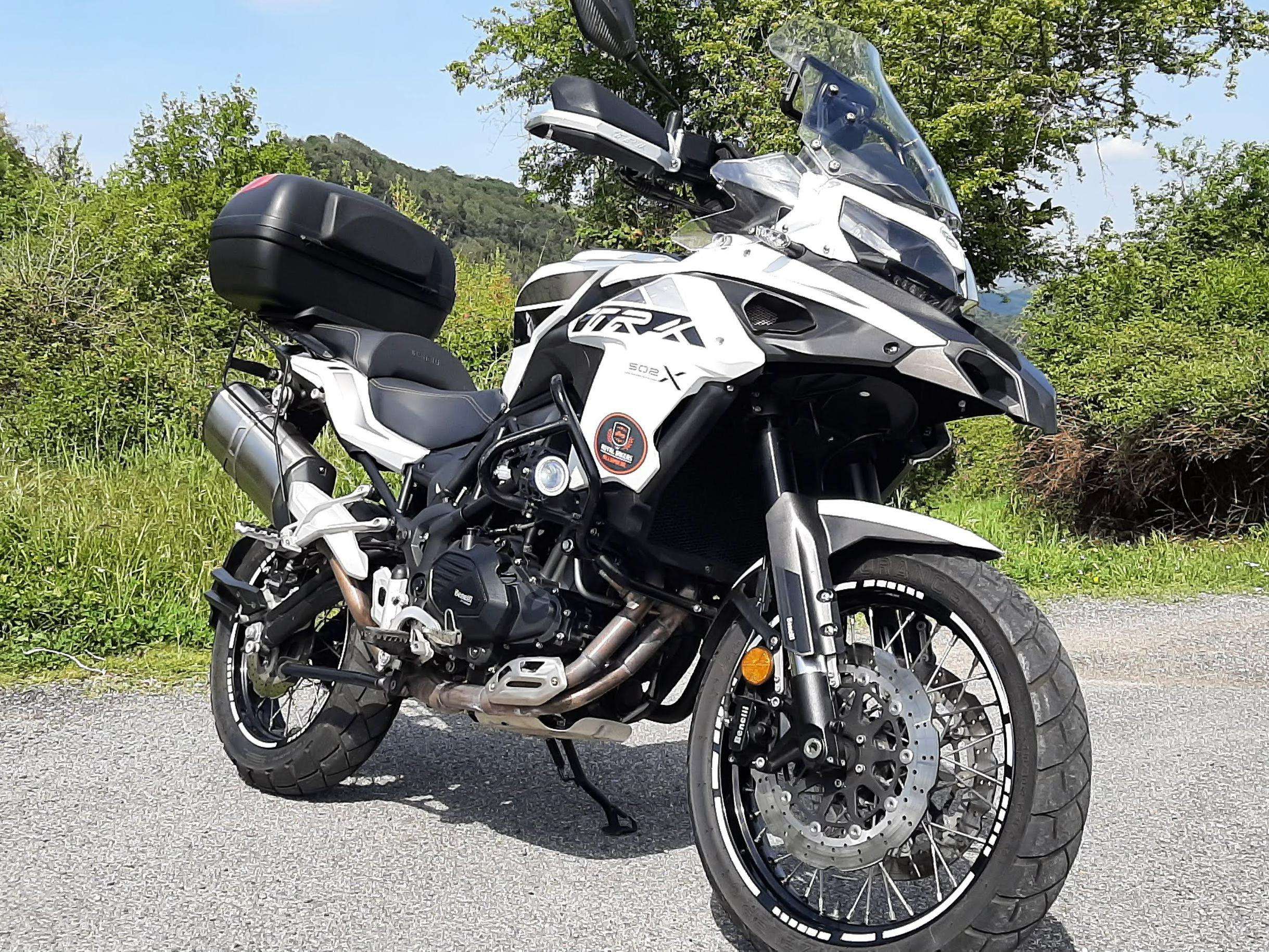 Benelli TRK 502X