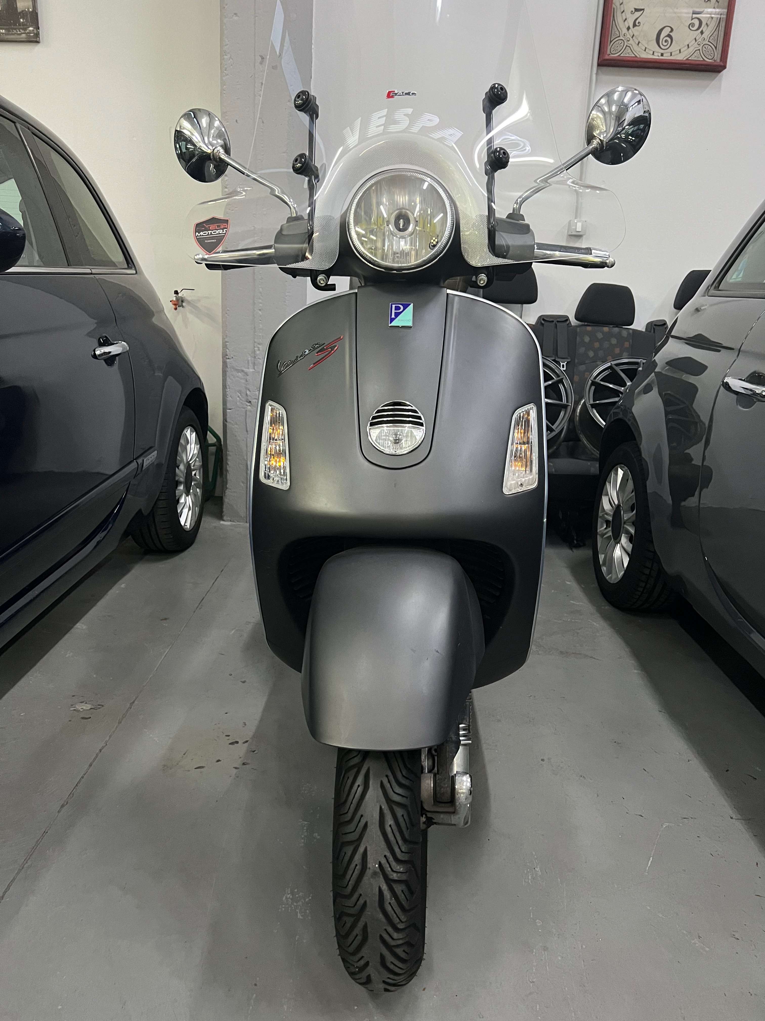 Piaggio GTS 300300 gts super