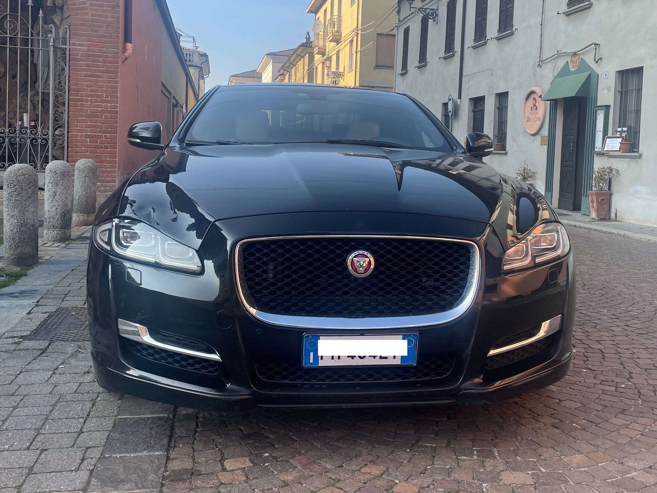 Jaguar XJXJ IX 2016 3.0 td V6 Premium Luxury 300cv auto