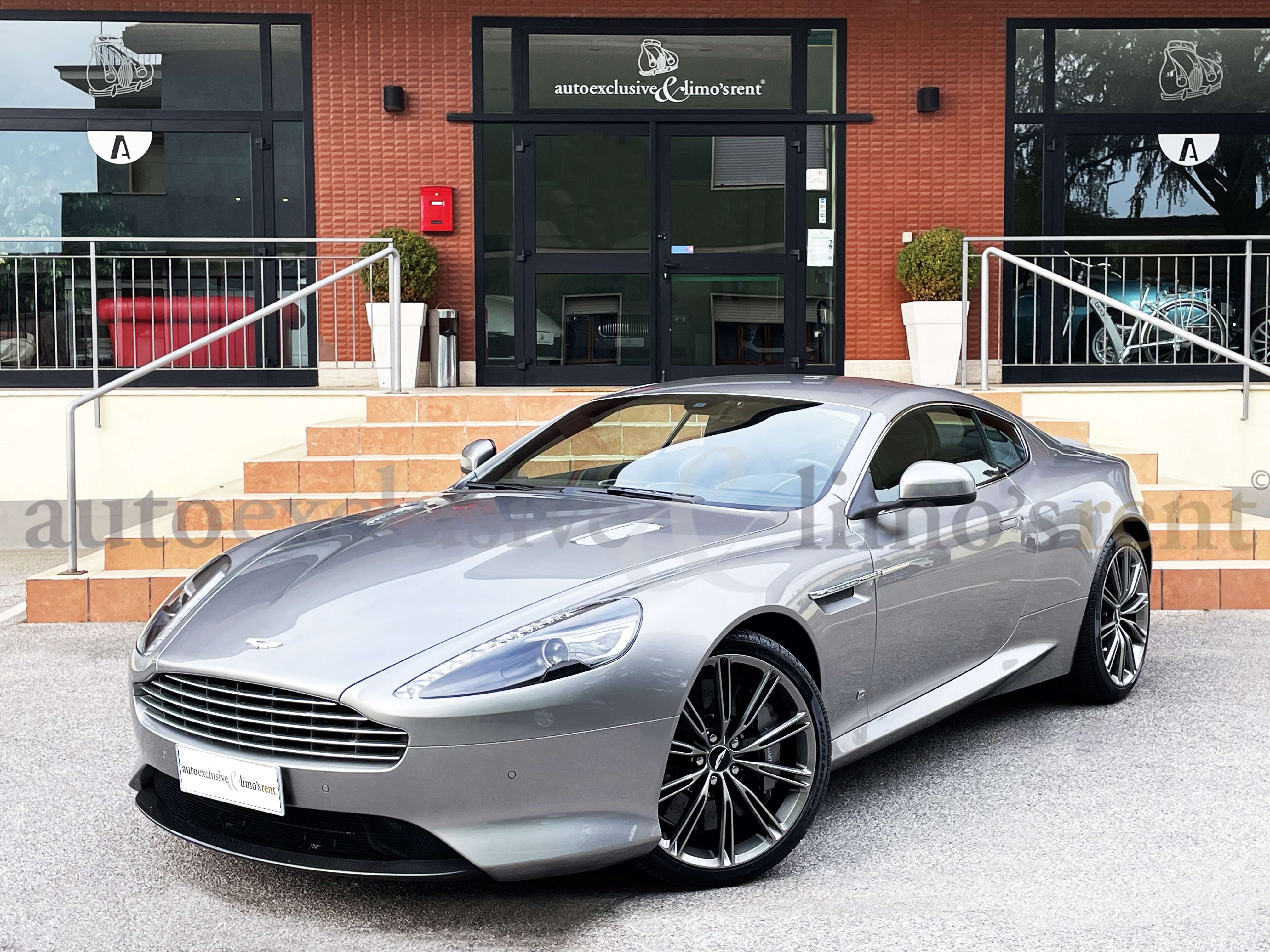 Aston Martin DB9GT Bond Edition Coupé