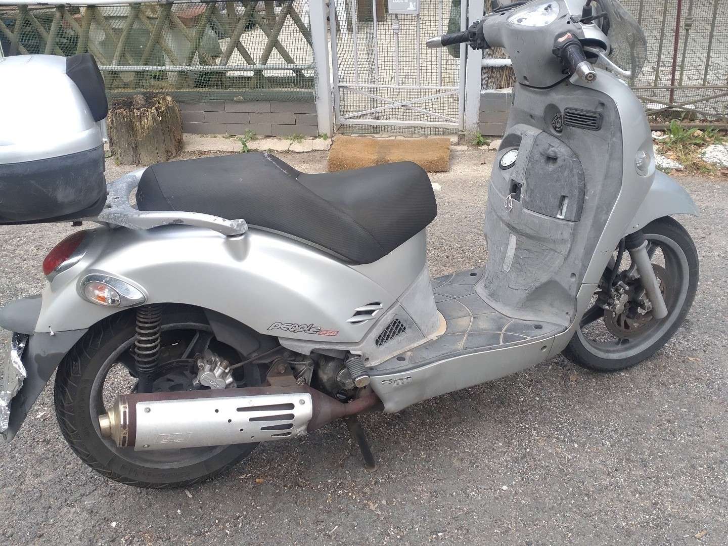 Kymco People 250