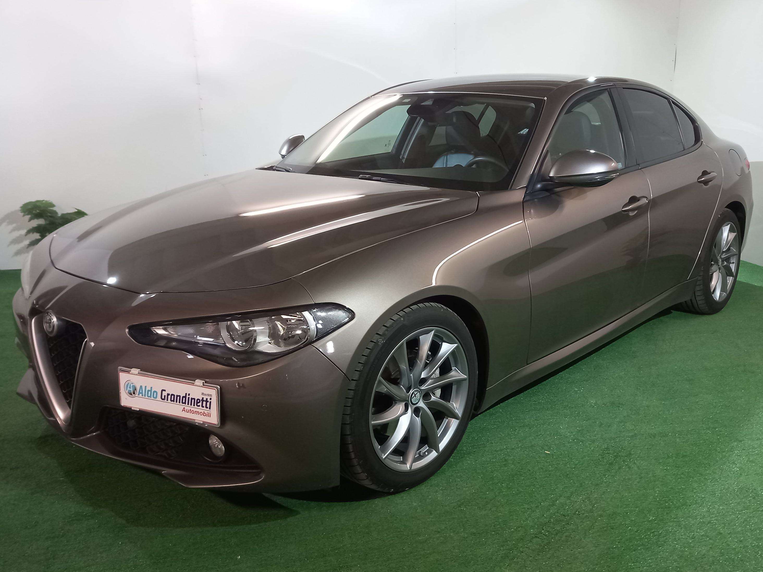 Alfa Romeo Giulia2.2 td 136cv at8 bussiness