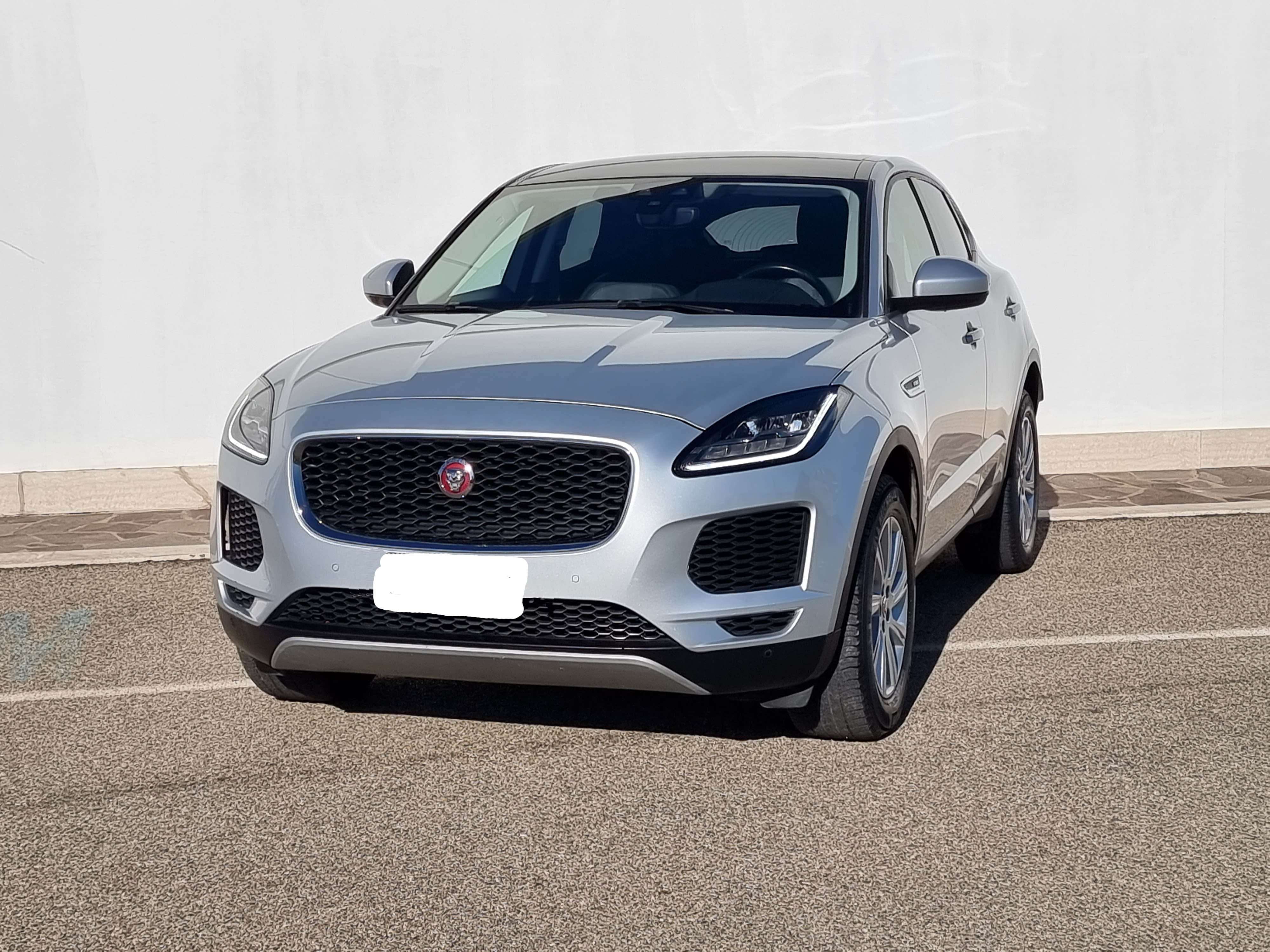 Jaguar E-PaceE-Pace 2.0d i4 SE awd 150cv auto my19 COME NUOVA