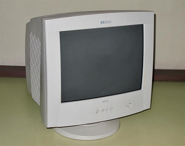 MONITOR PC HEWLETT-PACKARD HP71 17 POLLICI