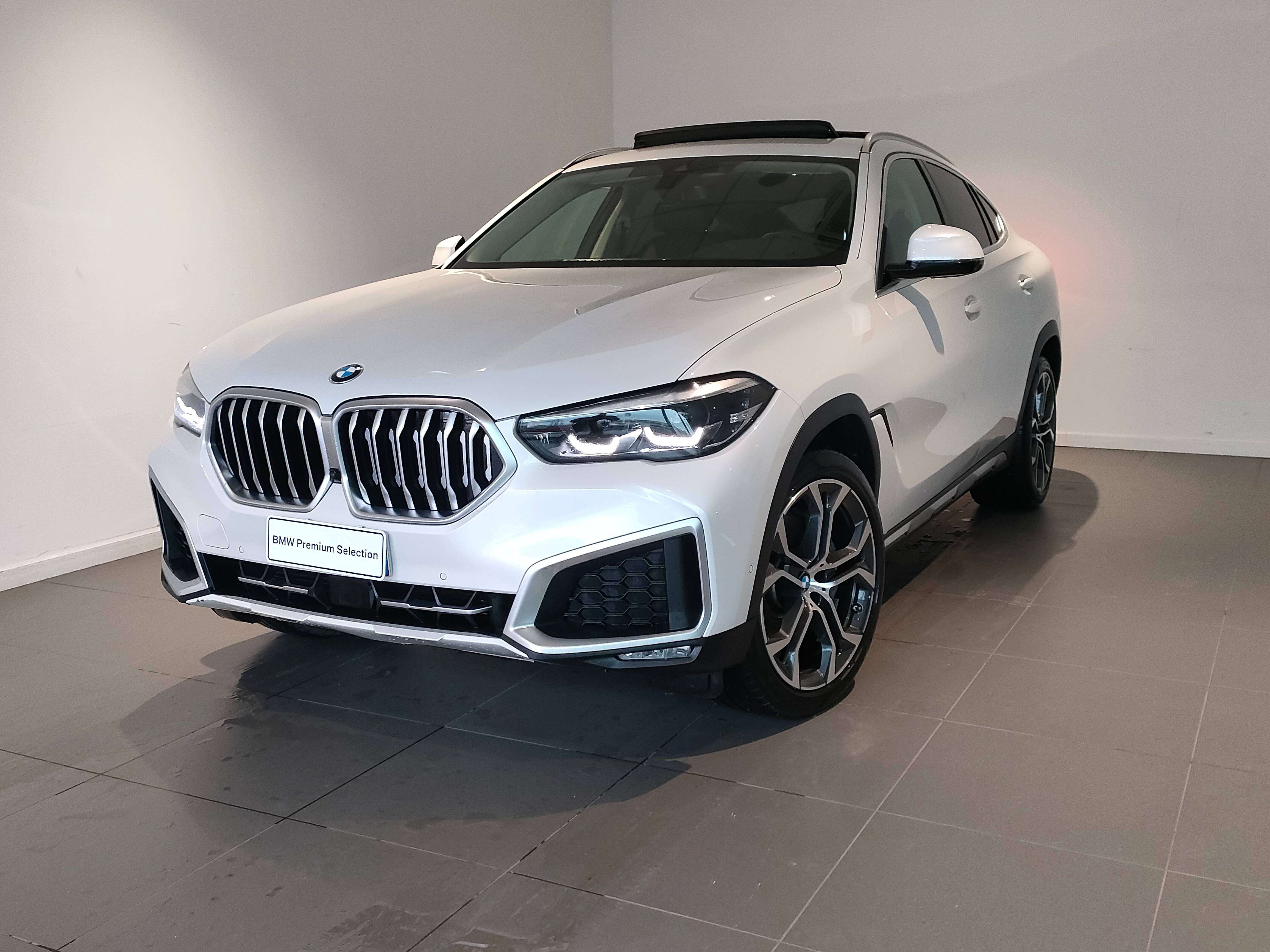 BMW X6xdrive40d mhev 48V Msport auto