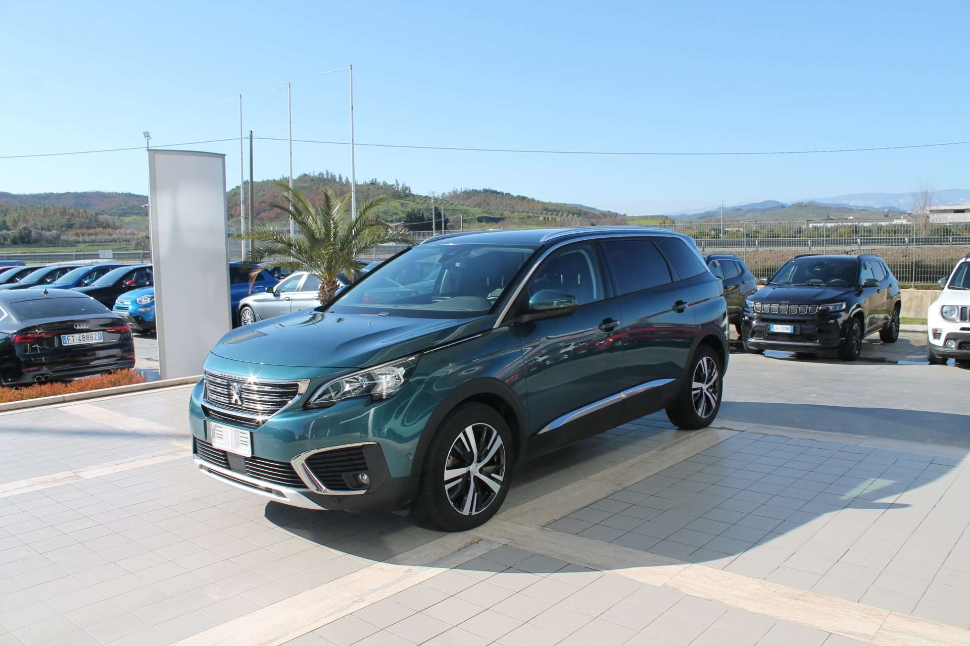 Peugeot 5008BlueHDi 130 S&S EAT8 Allure 7posti + Gancio traino