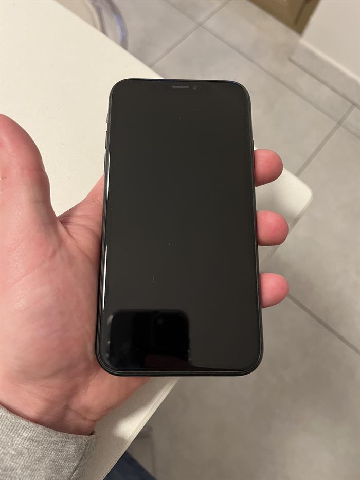 IPHONE XR 64GB