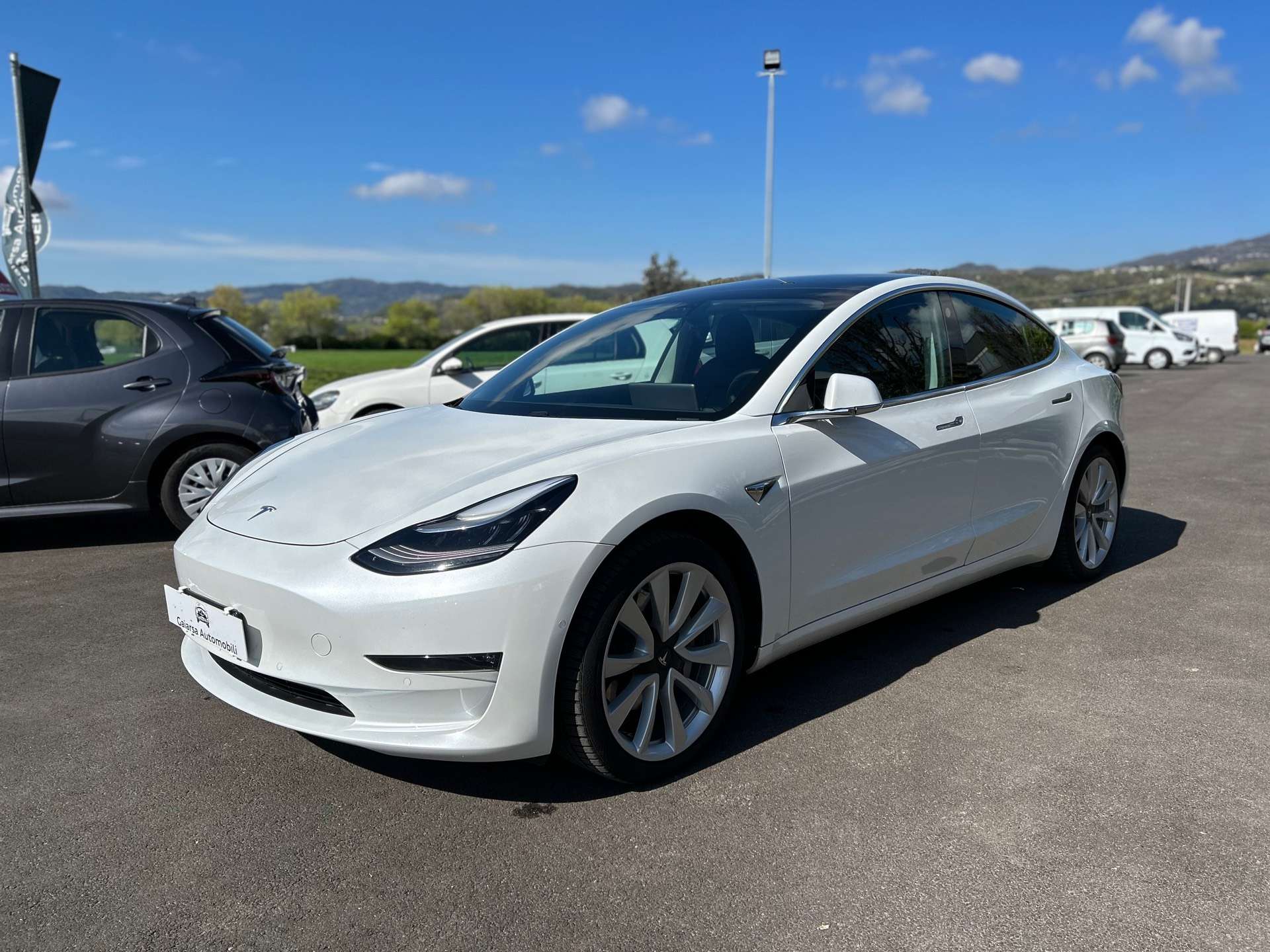 Tesla Model 3Model 3 Long Range Dual Motor awd