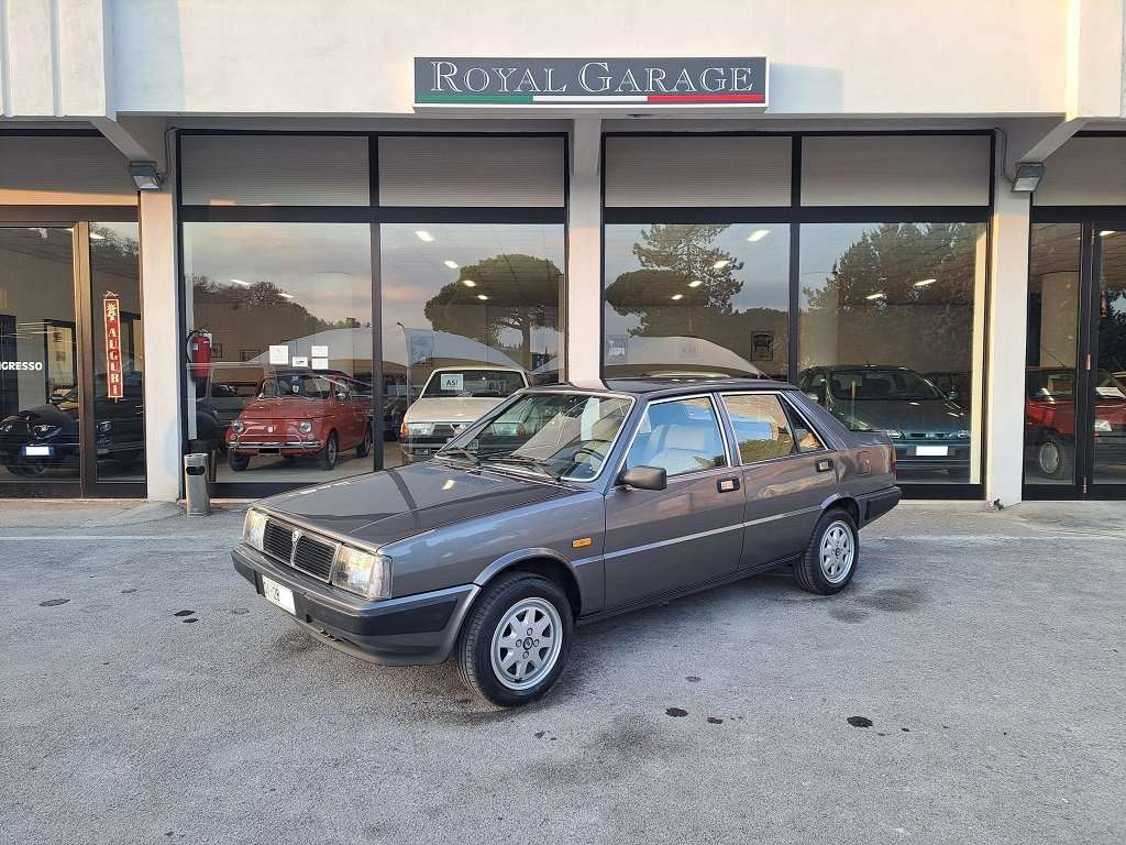 Lancia Prisma1600 (prima serie) 8 CERCHI - RICONDIZIONATA