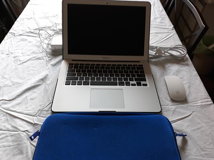 APPLE MAC BOOK AIR 13 POLLICI