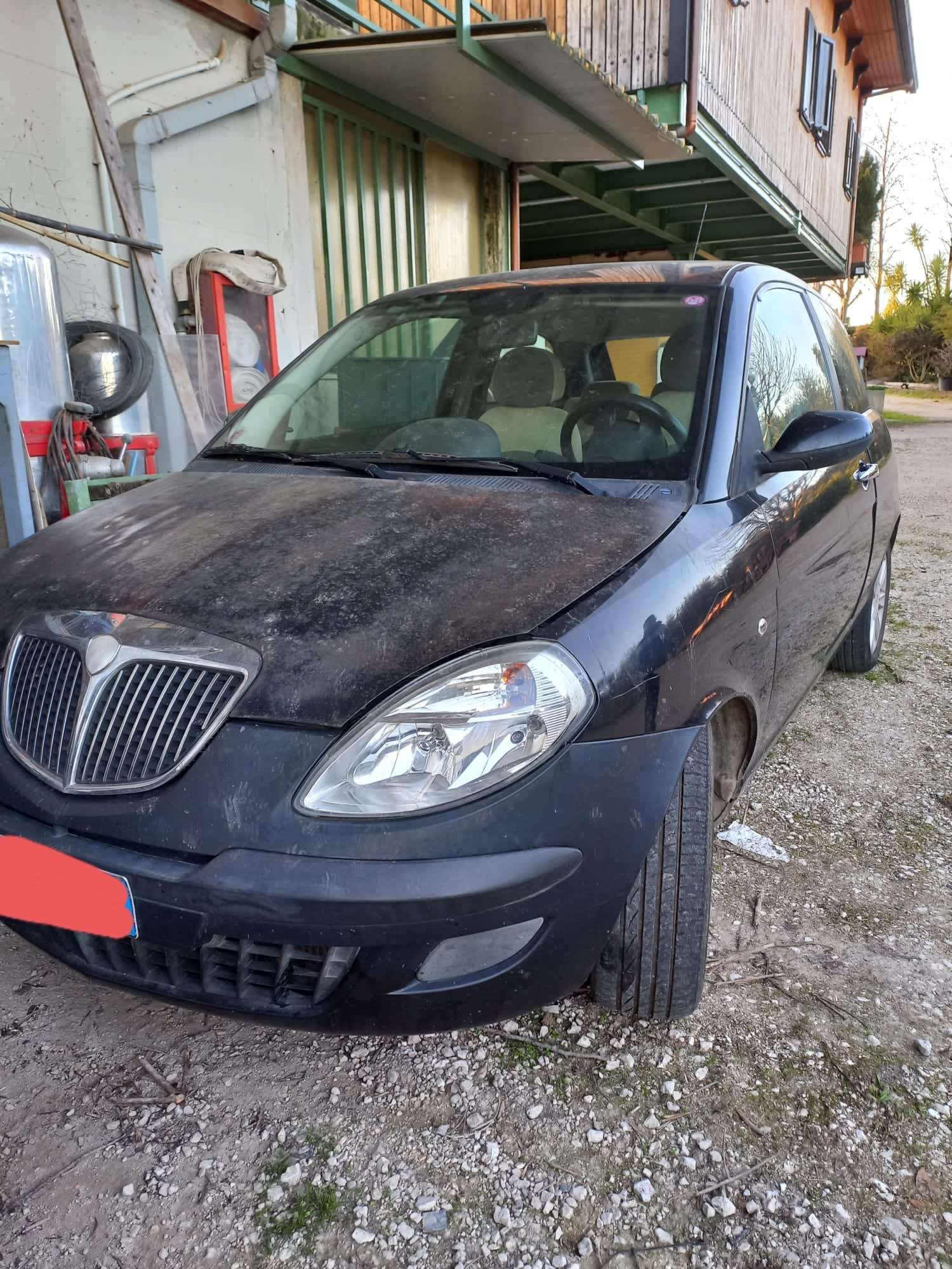 Lancia Ypsilon1.3 mjt