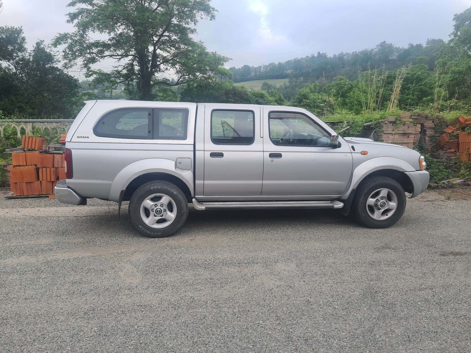 Nissan King CabDouble 2.5 Navara