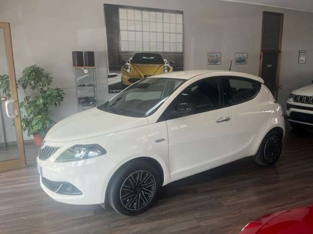 Lancia Ypsilon1.2 Gold s