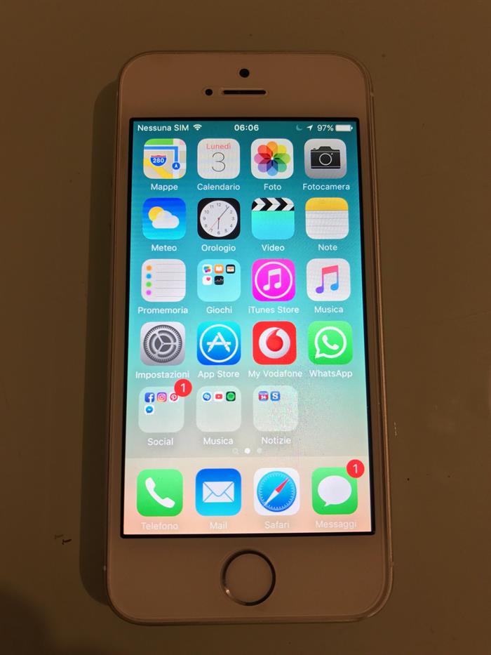 IPHONE 5S 16 GB