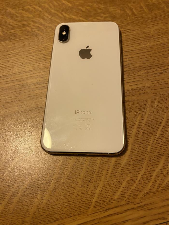 IPHONE XS 64 GB