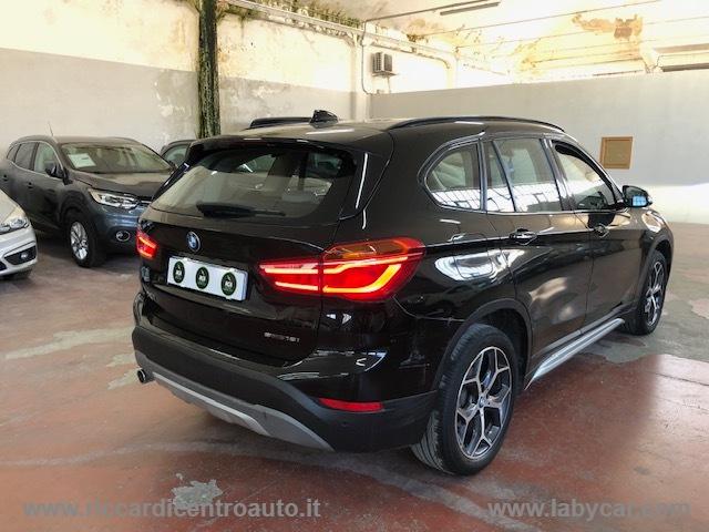 Bmw x1 sdrive18i xline pelle/full led/navy/telec.