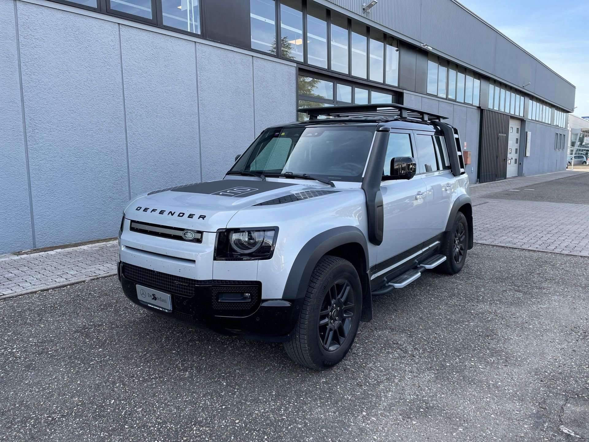 Land Rover DefenderDefender 110 3.0 AWD Auto X-Dynamic S 250 CV