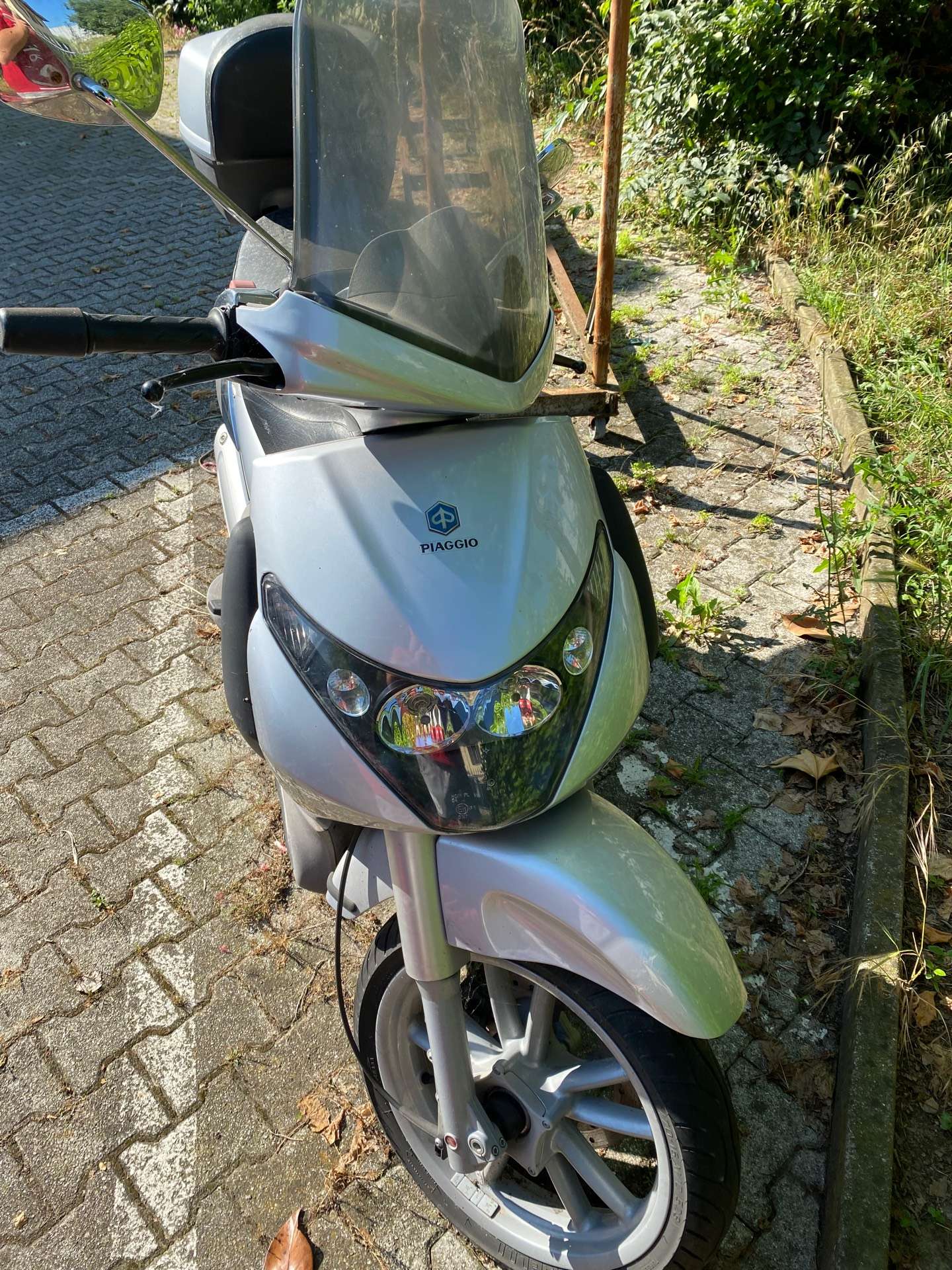 Piaggio Beverly 250