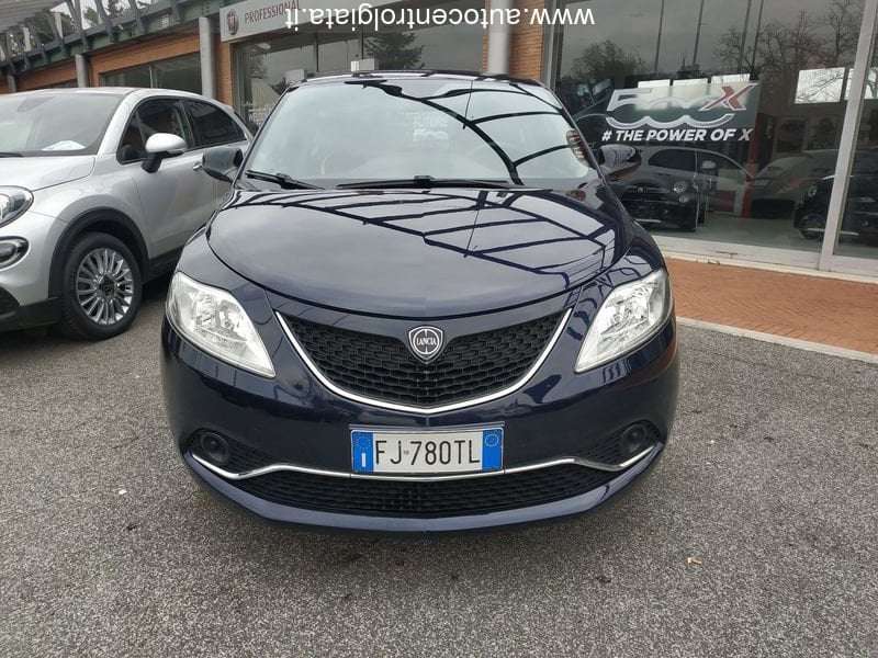 Lancia Ypsilon1.2 69 CV 5 porte Gold