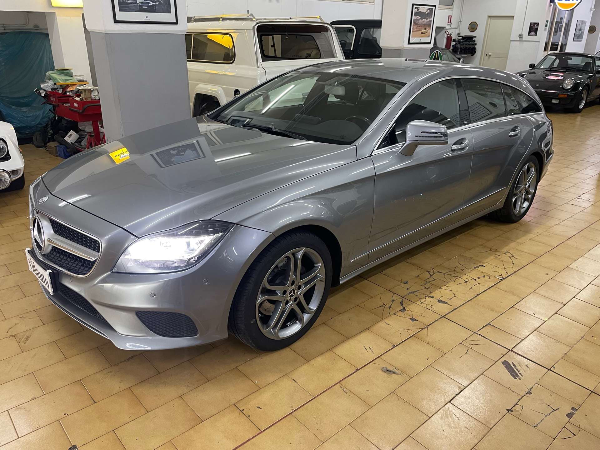 Mercedes-Benz CLS 250Shooting Brake d (bt) Premium 4matic auto