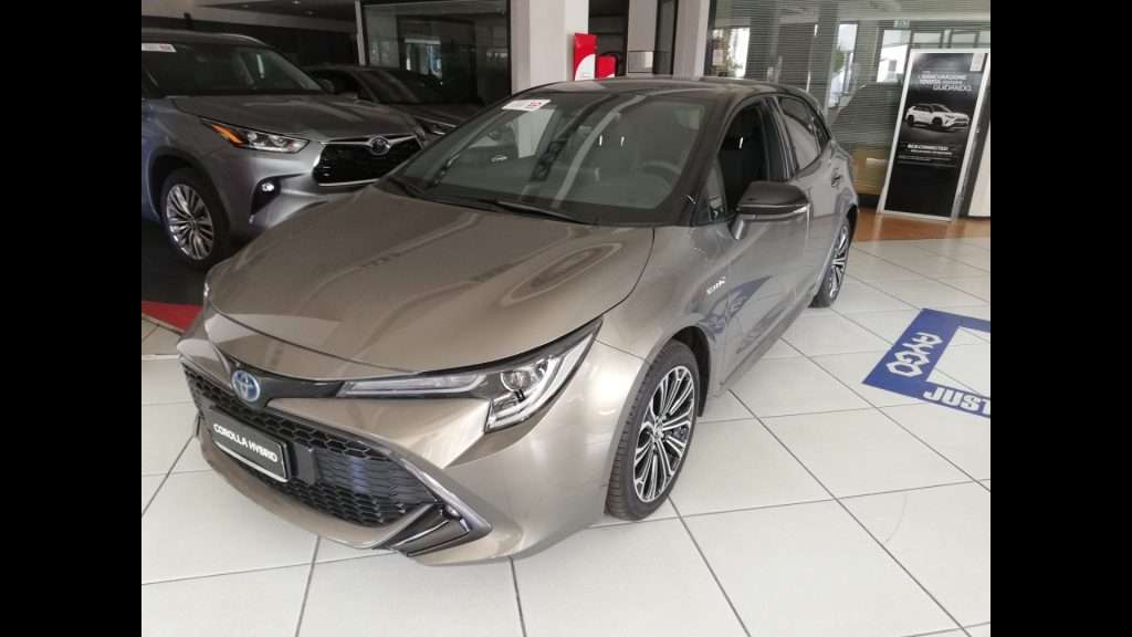 Toyota Corolla2.0 Hybrid Style