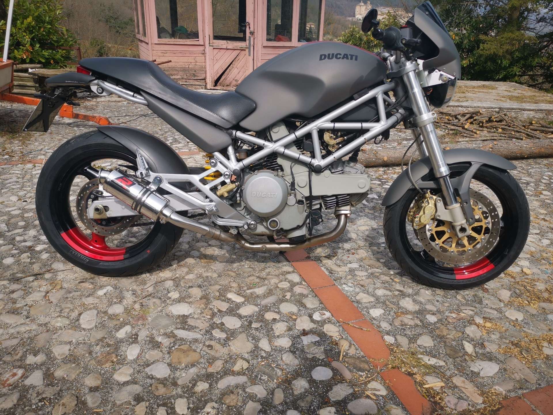 Ducati Monster 620