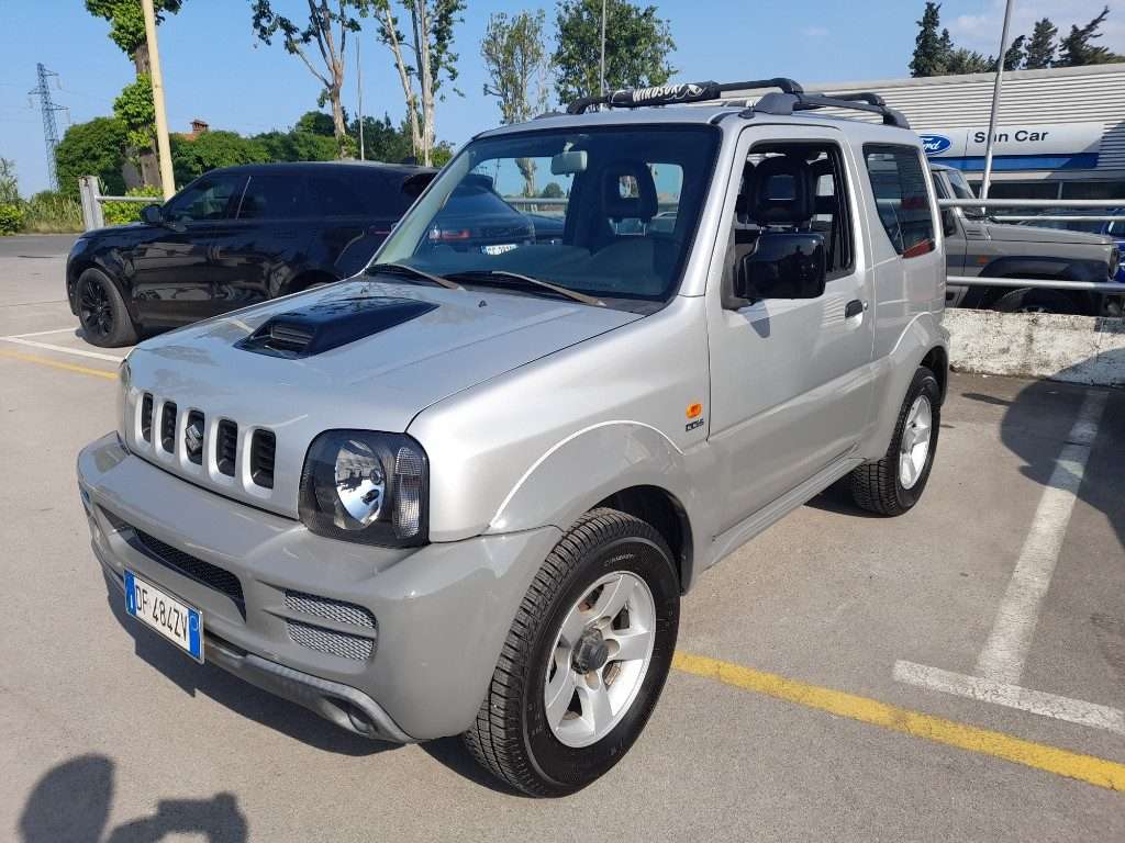 Suzuki Jimny1.5 DDiS cat 4WD JLX