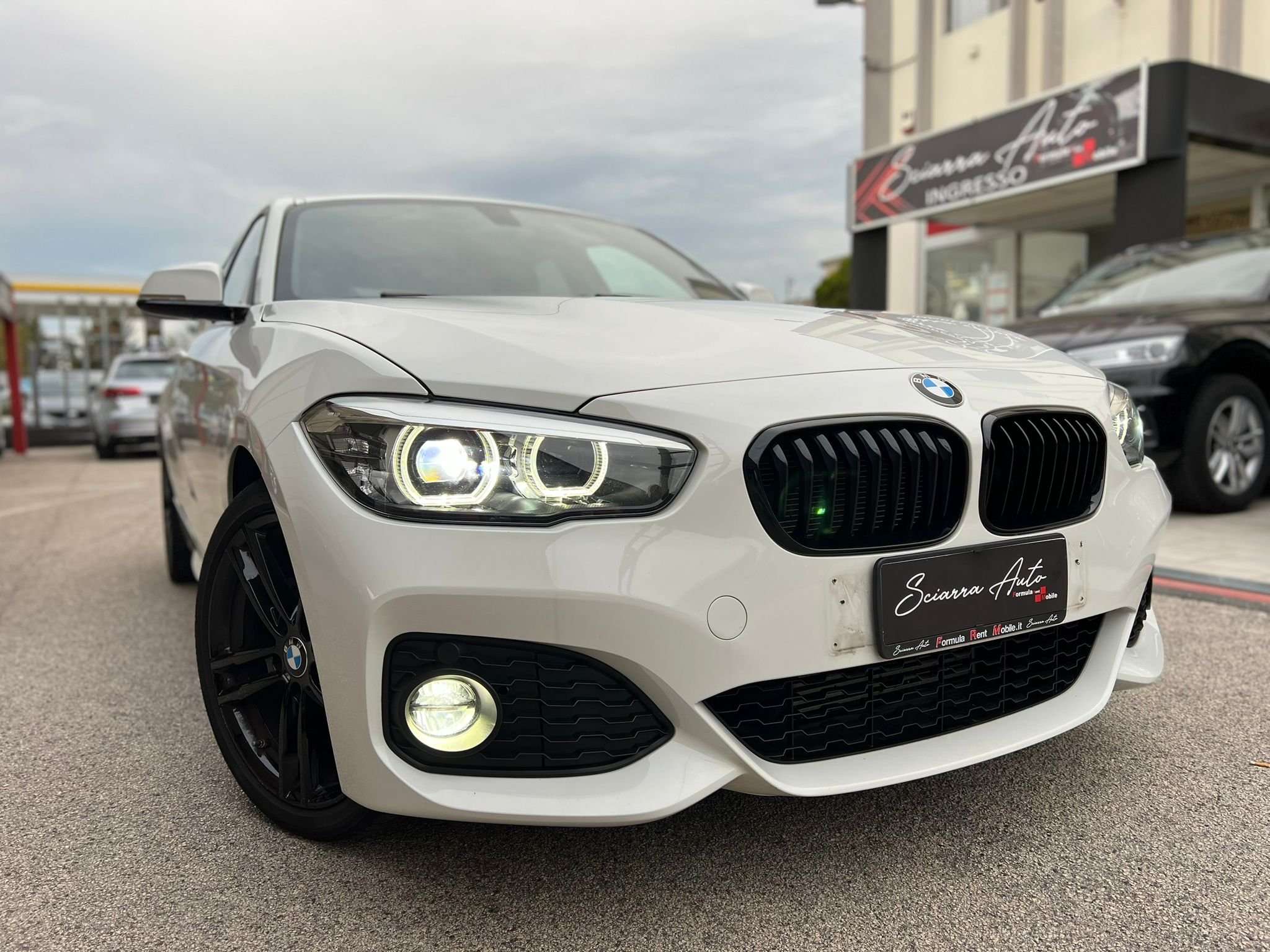 BMW 118118 D M-SPORT+PDC+NAV+FULLED+CRUISE+LOMBARE+V-PRIV