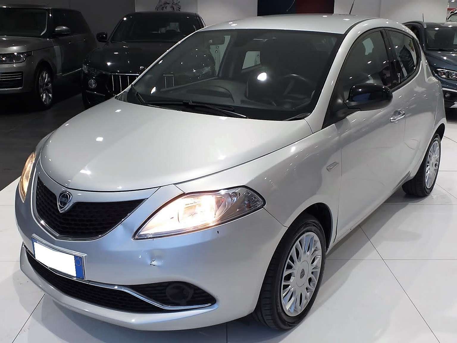 Lancia Ypsilon1.3 MJT 16V 95 CV 5 porte S&S Gold