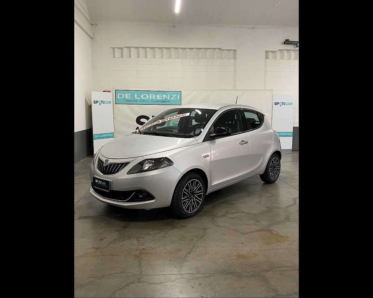 Lancia YpsilonIII 2021 Ypsilon 1.0 firefly hybrid Gold s&s 70cv