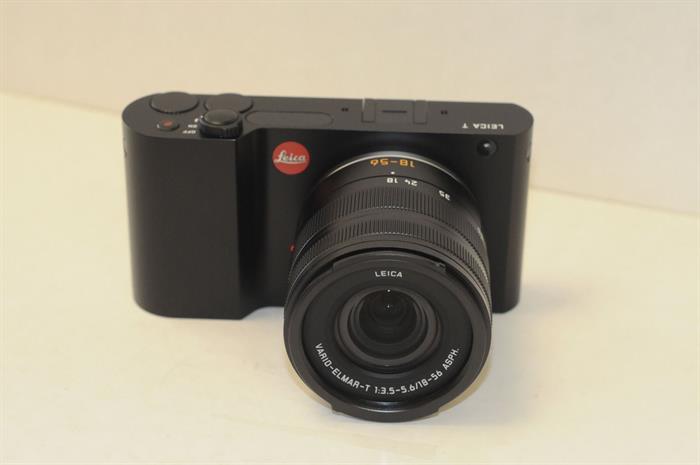 LEICA T (TYP 701) DIGITAL CAMERA (NERO) CON 1123 MM LENS