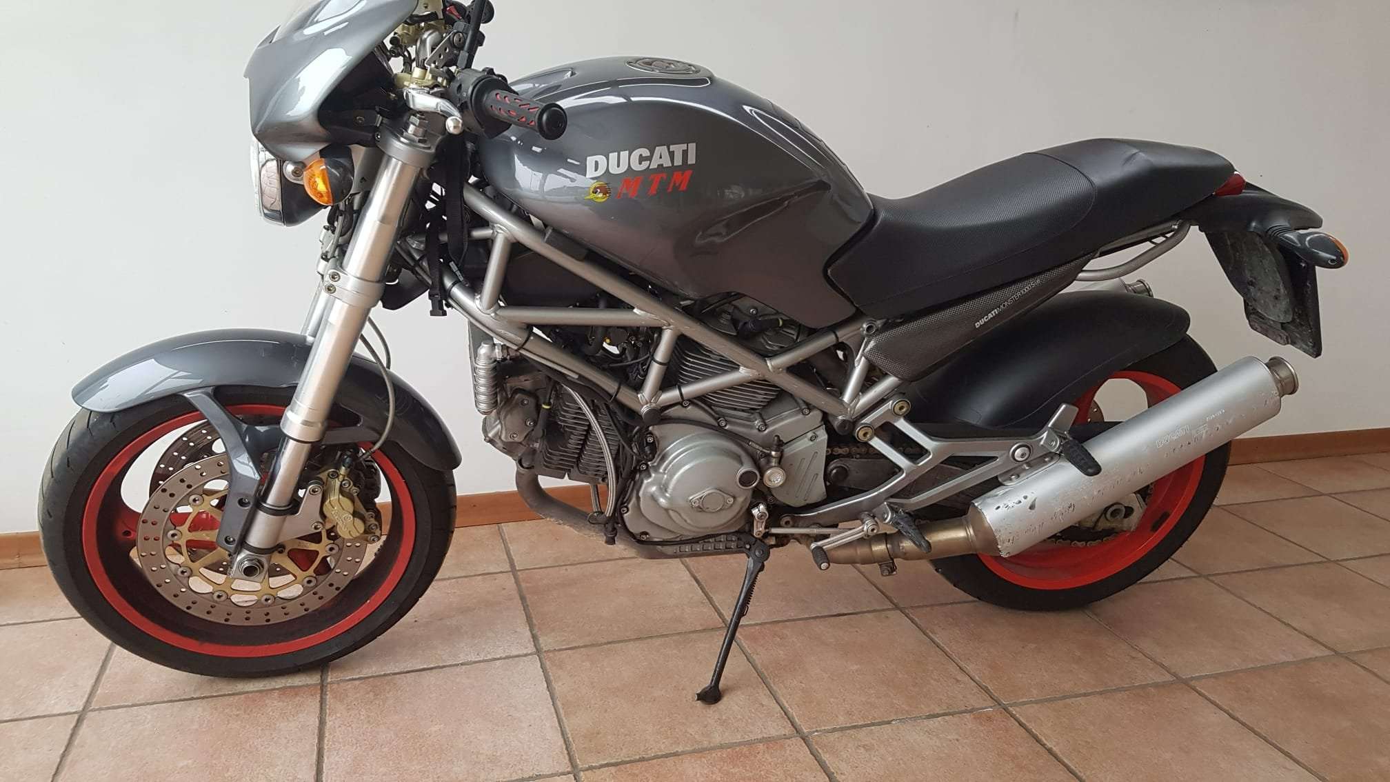 Ducati Monster 1000Monster 1000 i.e.