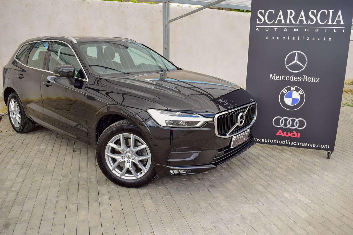 Volvo XC602.0 B4 Mhev AWD Geartronic 197 cv Business Plus