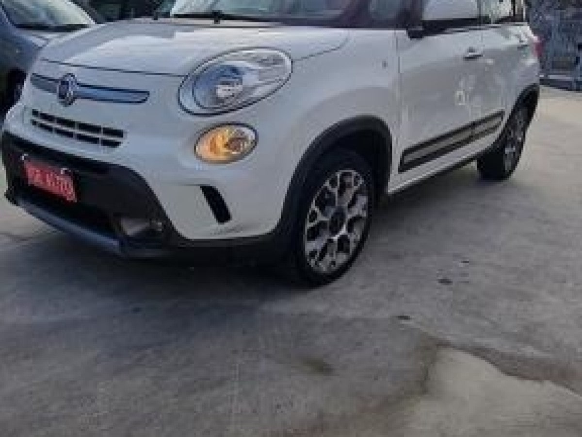 FIAT 500L L 1.3 mjt Trekking 85cv