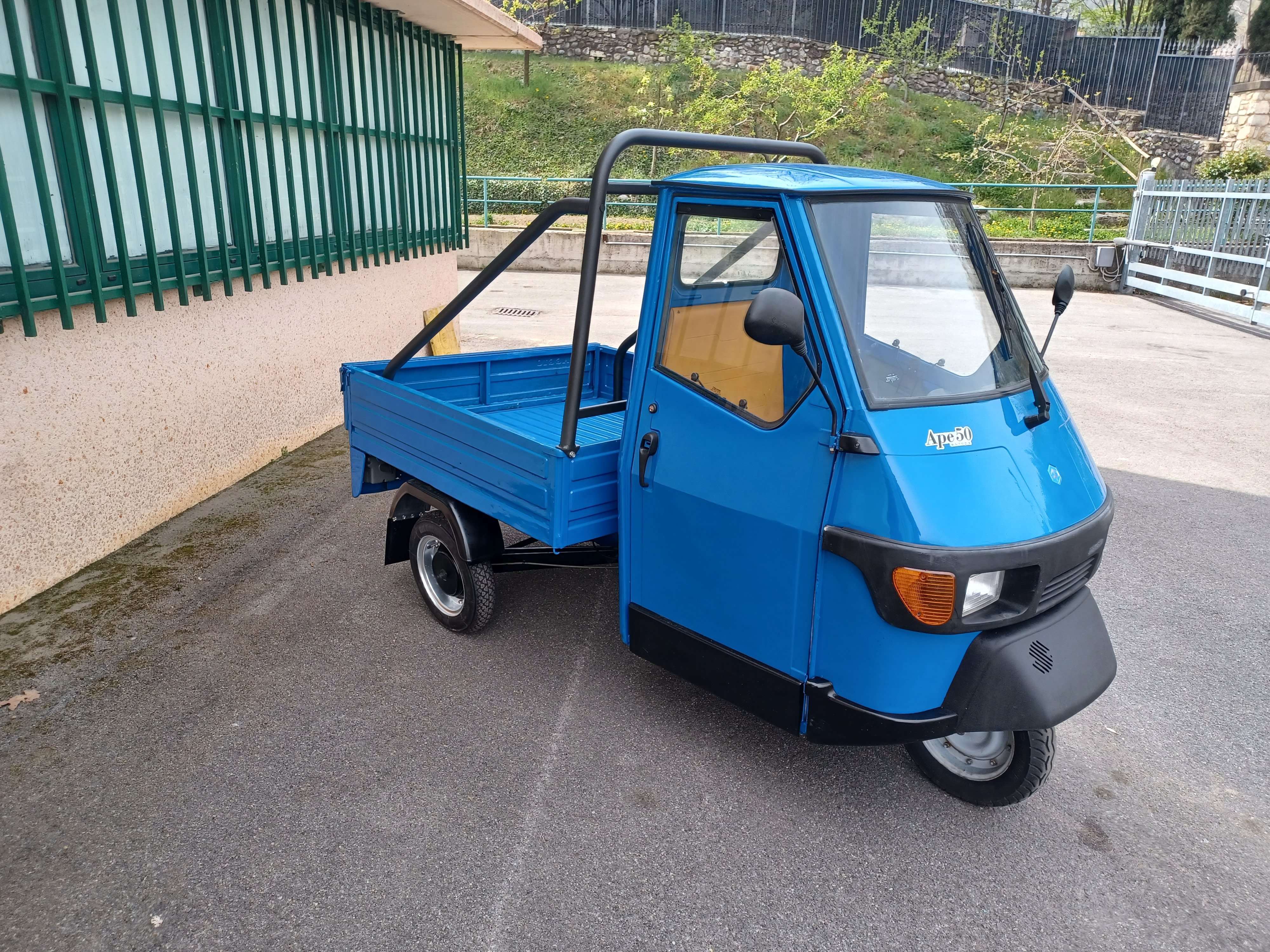 Piaggio Ape