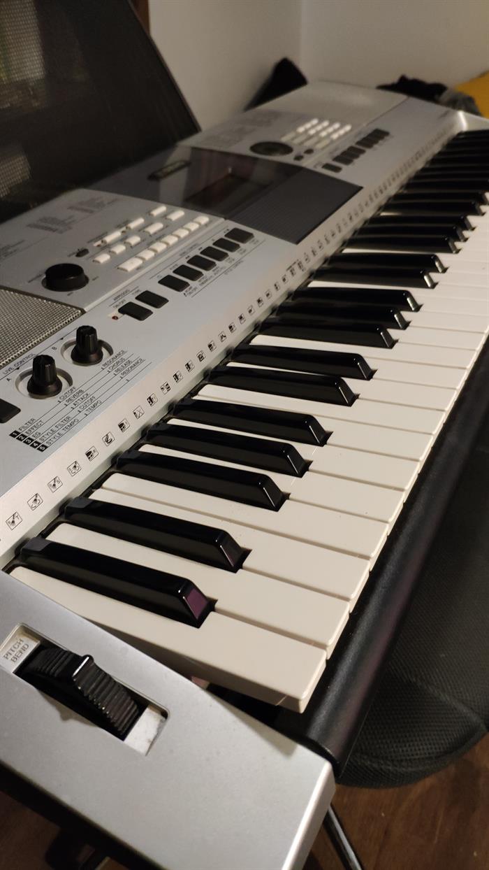 YAMAHA PSR E-413 TASTIERA WORKSTATION