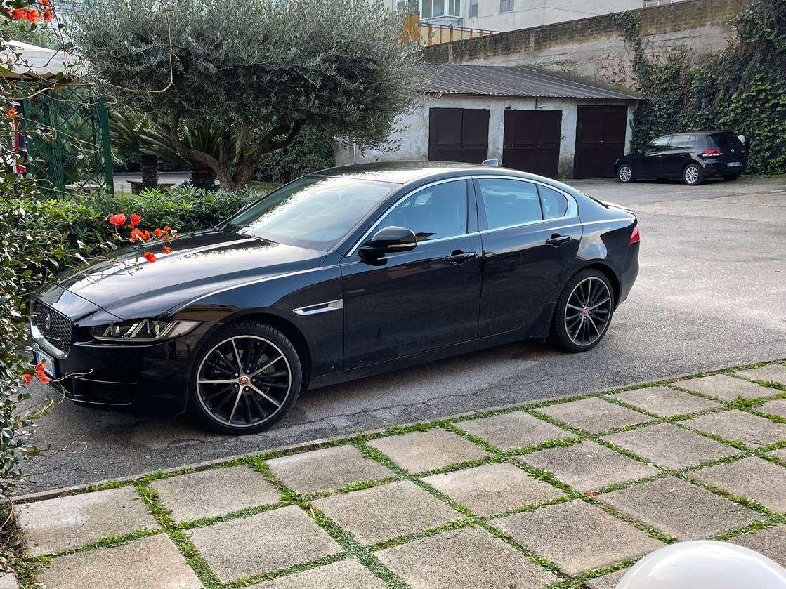 Jaguar XE2.0d i4 Prestige Business edition awd 240cv auto m