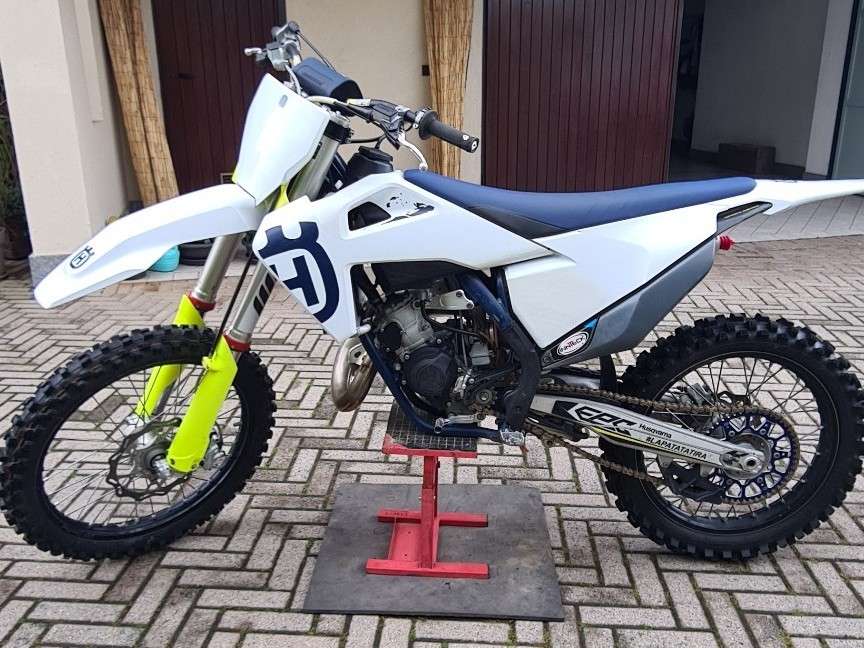 Husqvarna TC 125