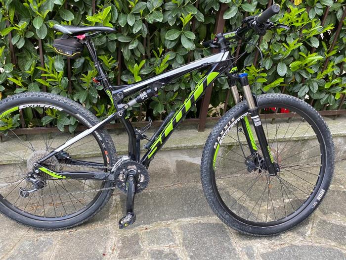 MOUNTAIN BIKE SCOTT SPARK 960