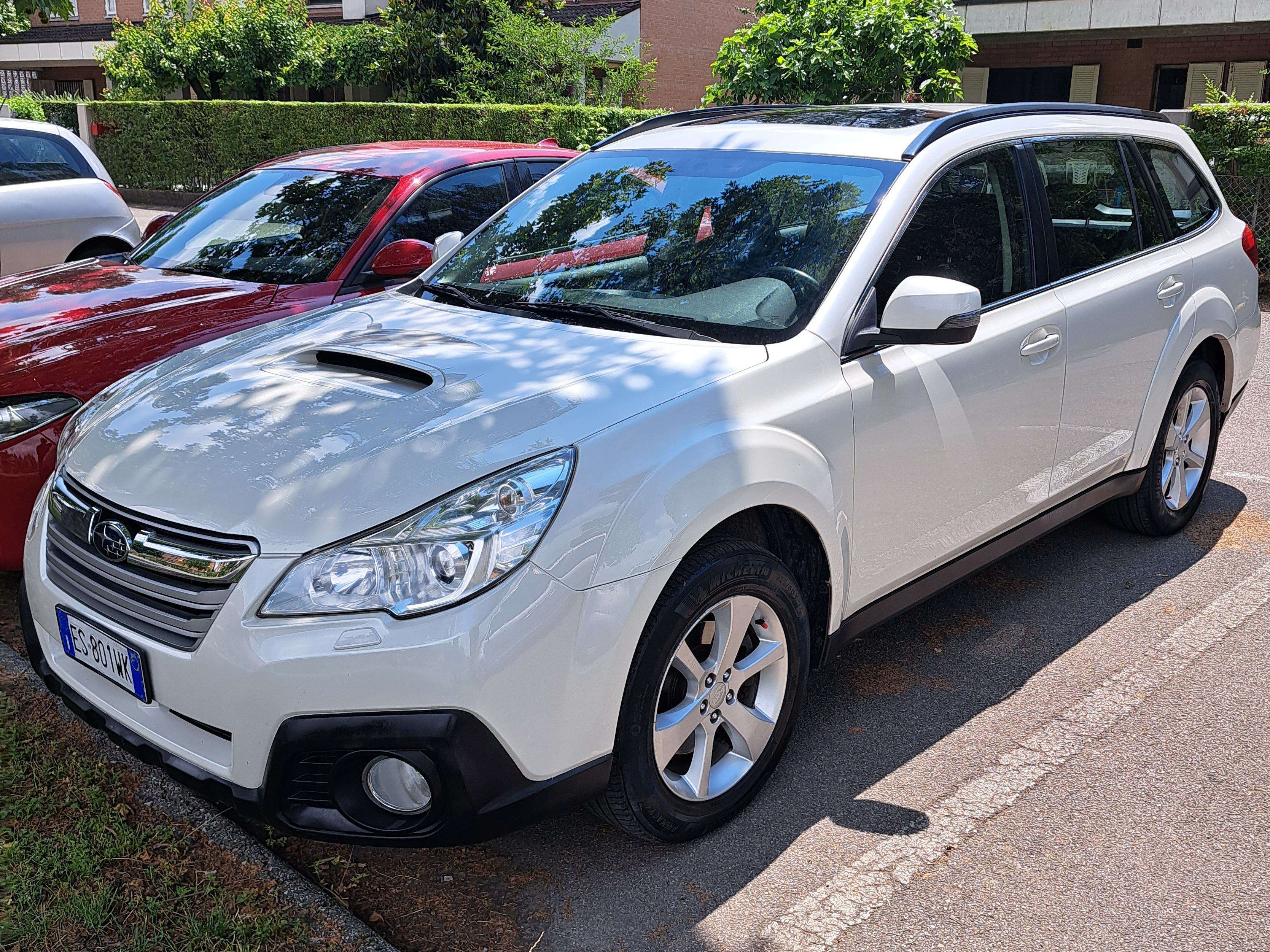 Subaru OUTBACK