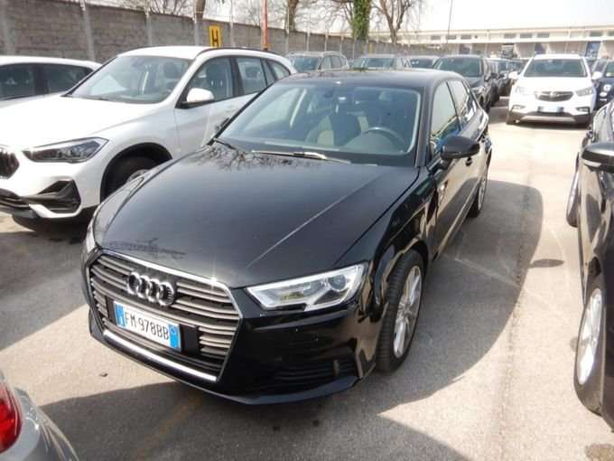 Audi A3Sportback  2.0 tdi 150cv s-tronic 7m BUSINESS