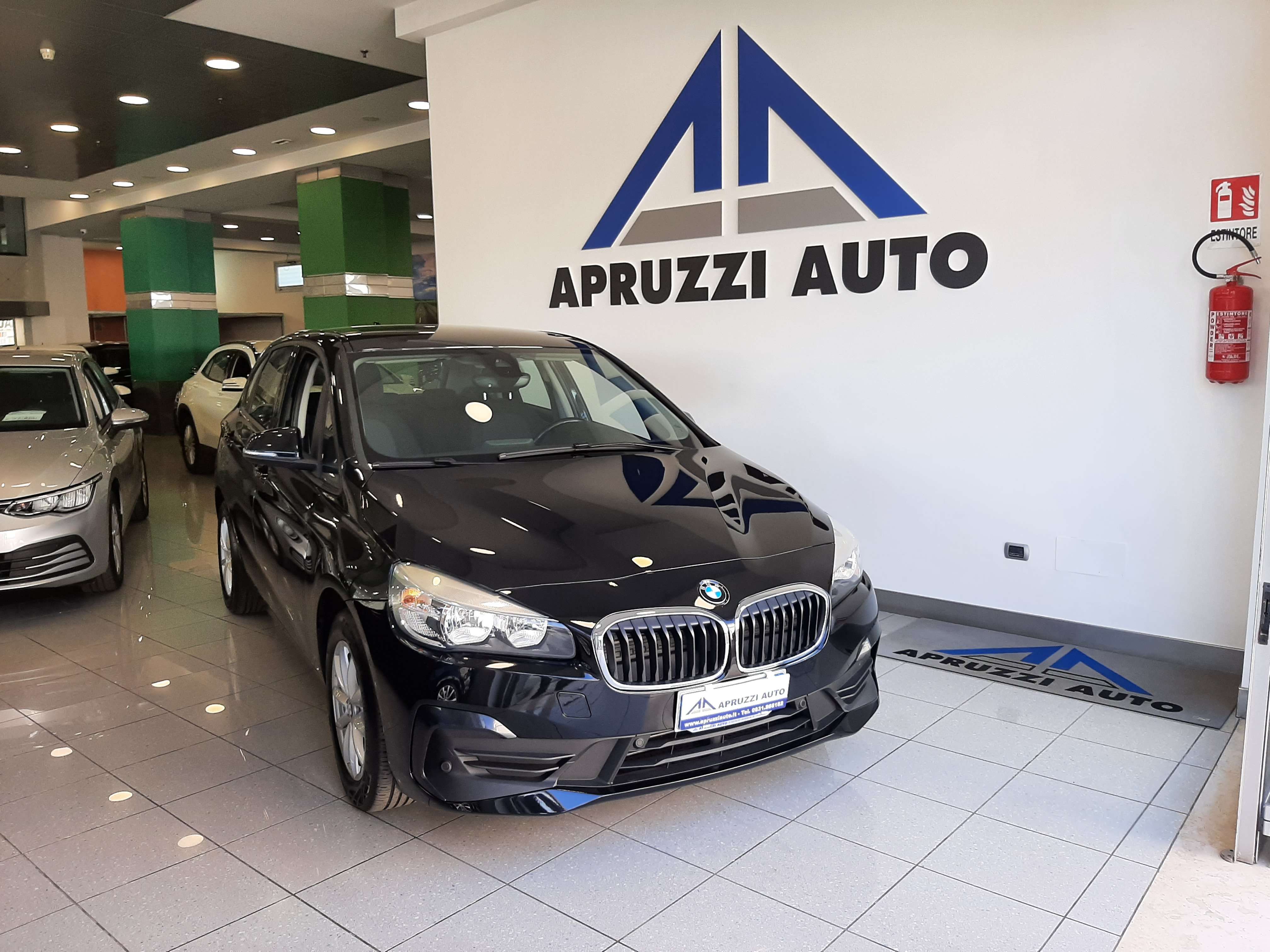 BMW 216216d Active Tourer Business auto NAVI SENSORI