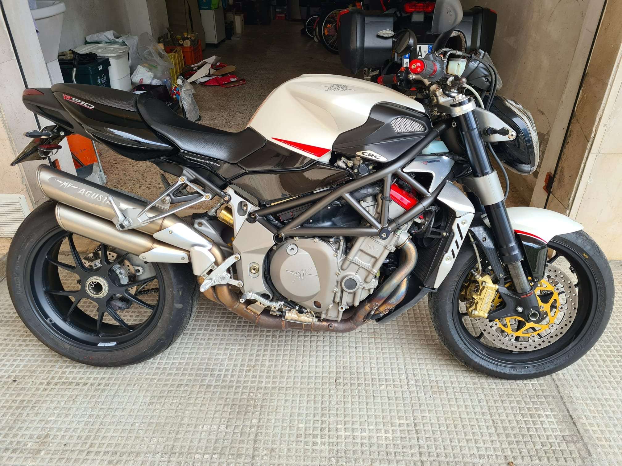 MV Agusta Brutale 910R