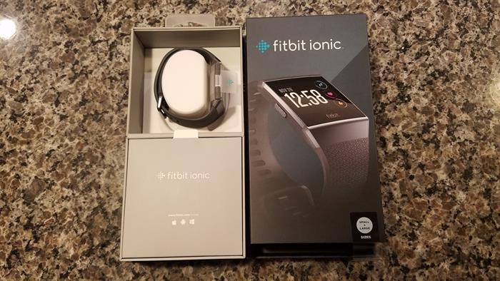 FITBIT IONIC SMARTWATCH FITNESS